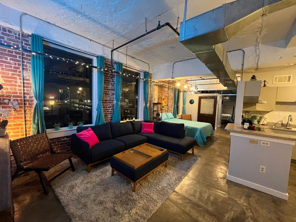 Urban Forge Loft downtown near Beale, Memphis (precios actualizados 2026)