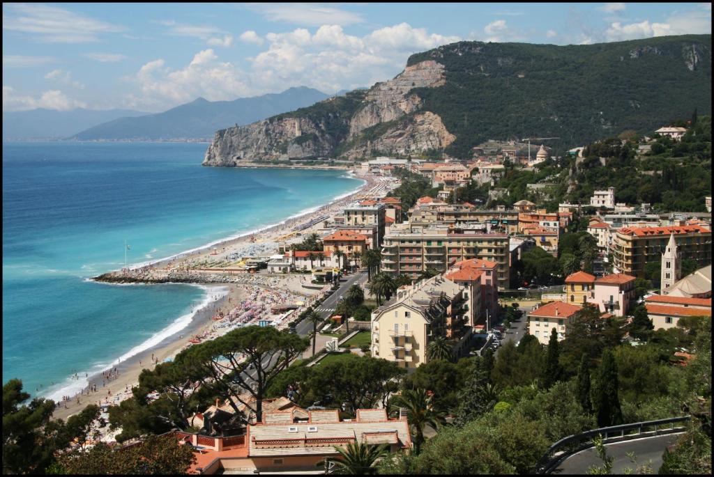 Finale Ligure - Villa with amazing seaview, Finale Ligure ...