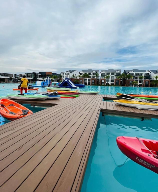 The lagoon retreat, Avondzon (updated prices 2026)