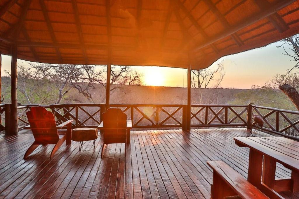 Inyathi, Marloth Park (updated prices 2026)