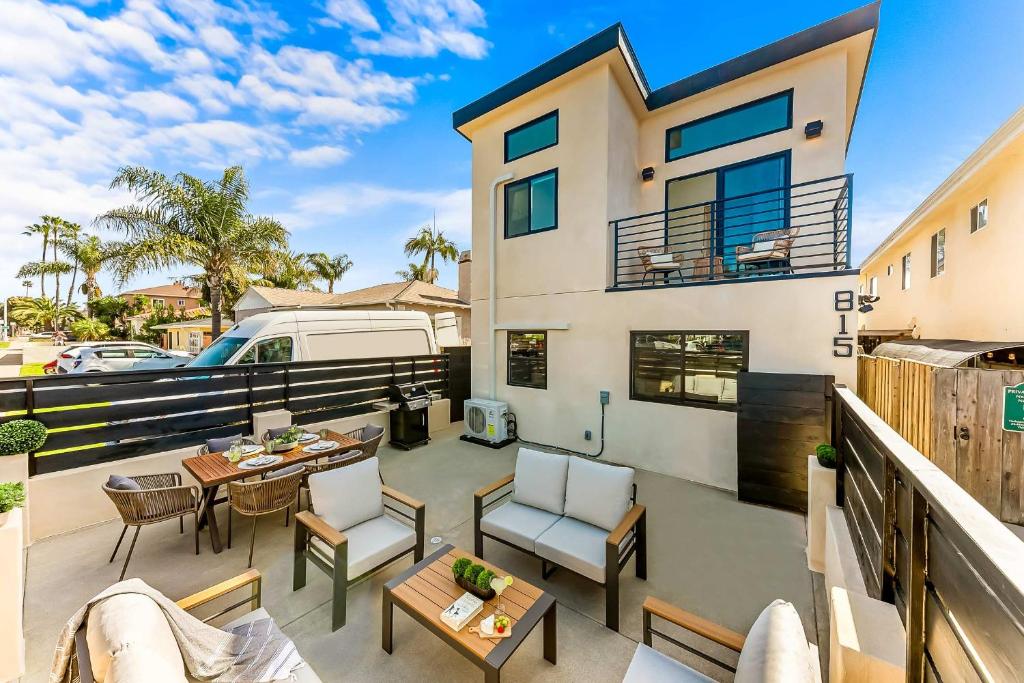 PB NEW BUILD l A Block from SAND, San Diego (opdaterede priser for 2026)