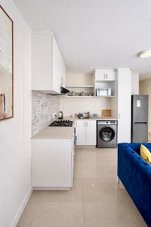 Millennial Apartments, Amplify Living - 1 Bedroom Apartments,AIRCON ...