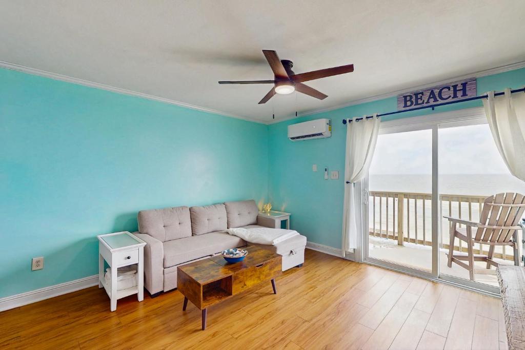 NTBTR216 Topsail Reef 216, North Topsail Beach (updated prices 2026)