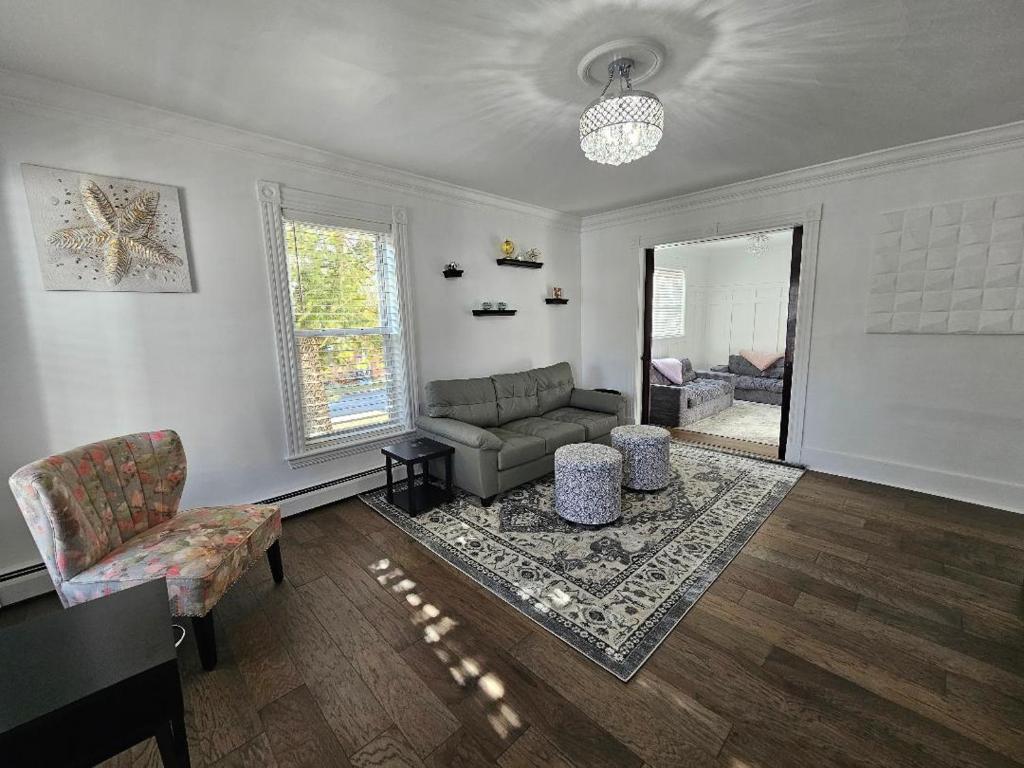 Townhouse on the Barre Commons, Barre (updated prices 2026)