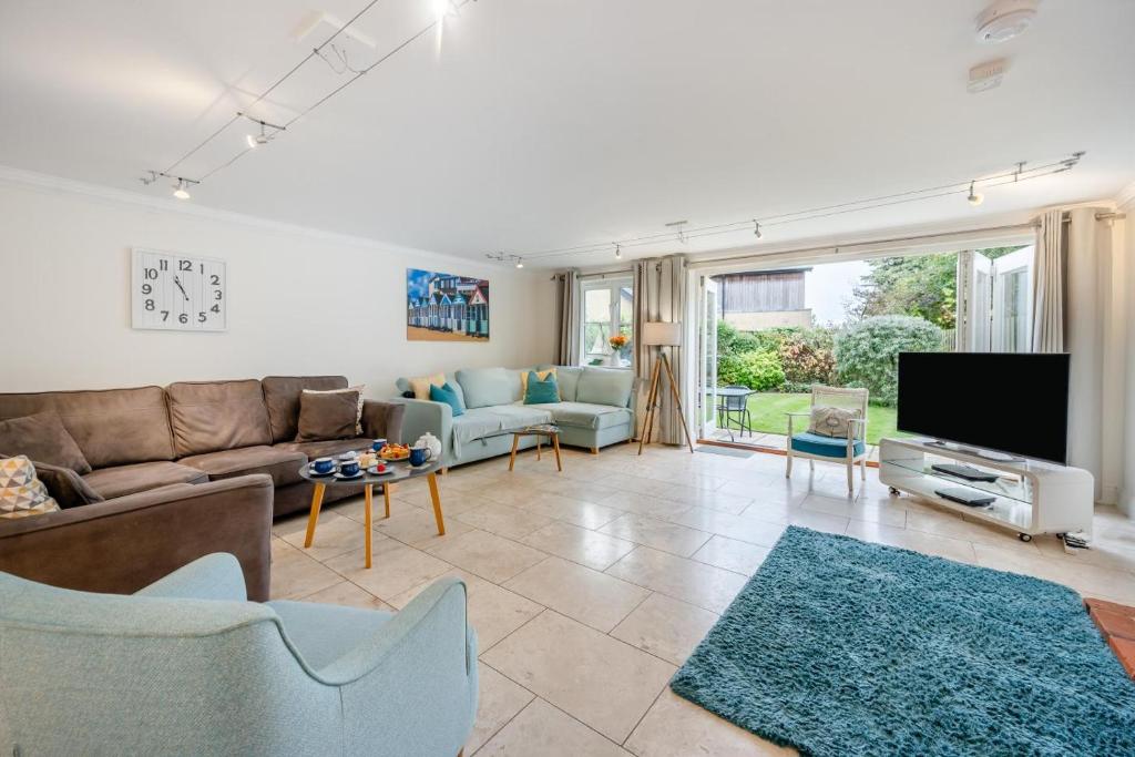 4 Bed in Friston oc-colu, Friston (updated prices 2026)