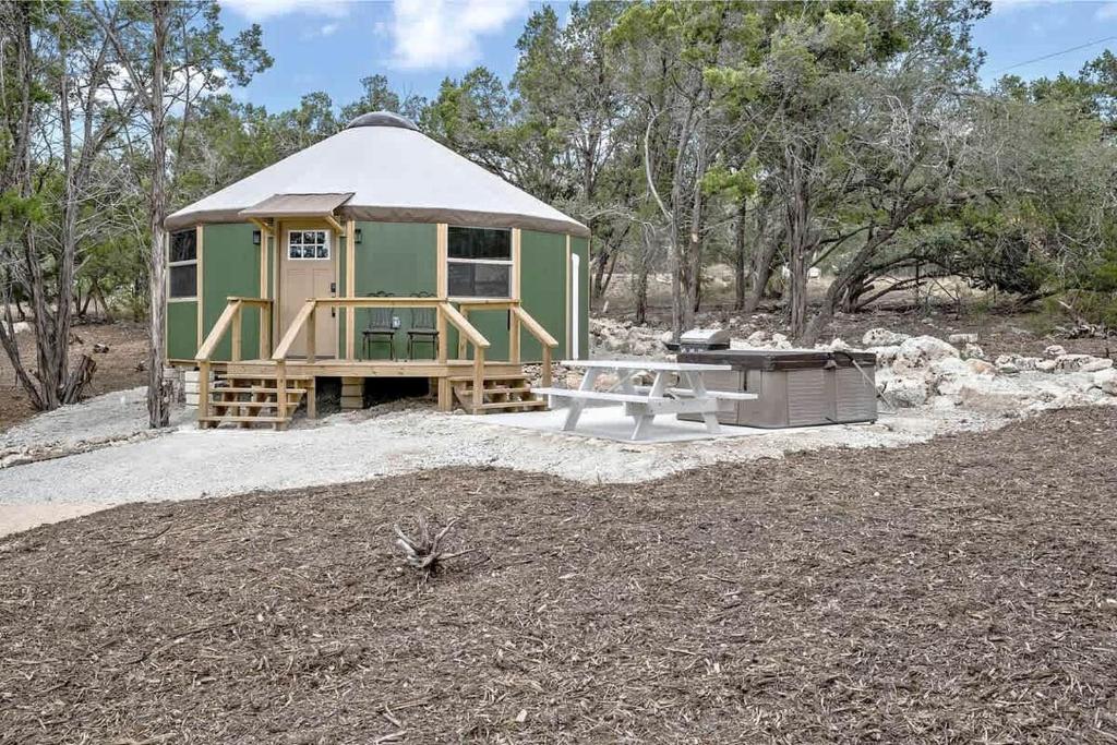 Stylish Yurt Cabin Getaway with Hot Tub Near Canyon Lake, Texas, Canyon ...