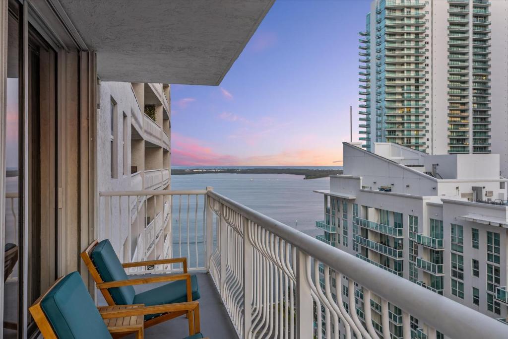Brickell Bayfront Oasis Stunning Views Pool Gym, Miami (prețuri ...