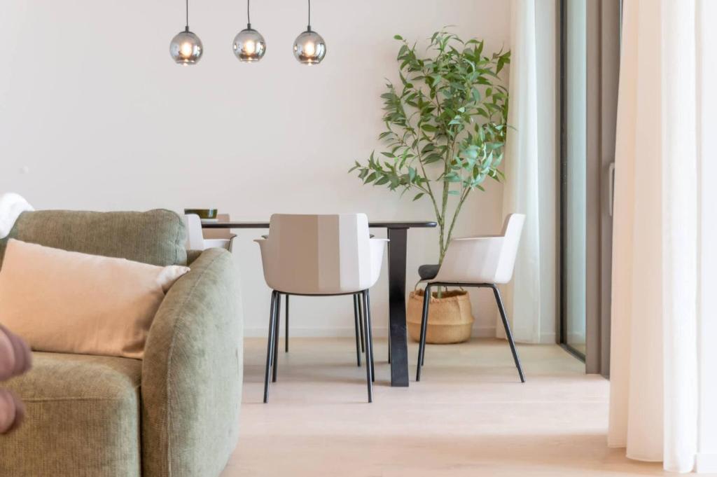 New flat for 4 with tremendous sea views, Oostende (bijgewerkte prijzen ...