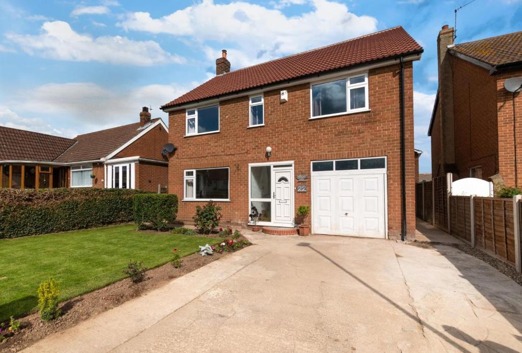 4 Bed in Whitby oc-w466, Whitby (updated prices 2026)