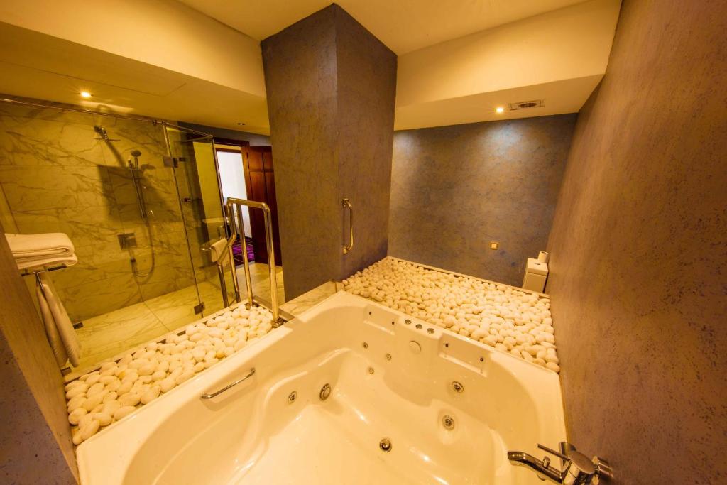 The Steuart by Citrus, Colombo – Updated 2023 Prices