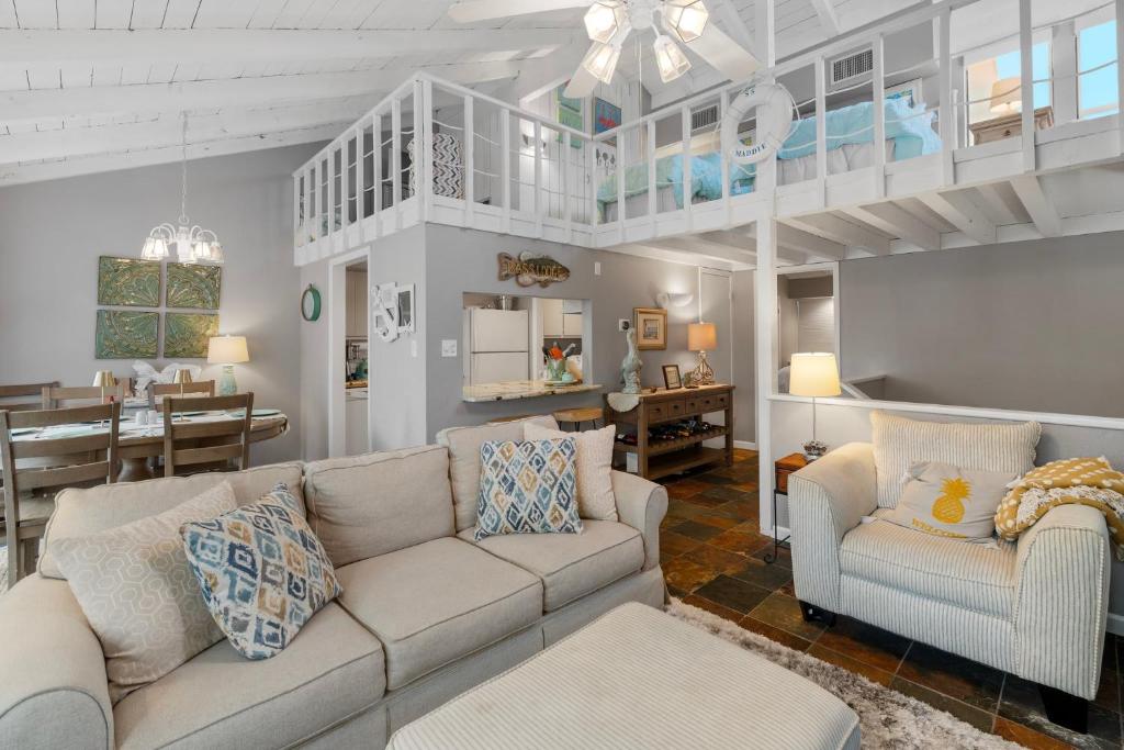 Lakeside condo Retreat in Horseshoe Bay, Horseshoe Bay (updated prices ...