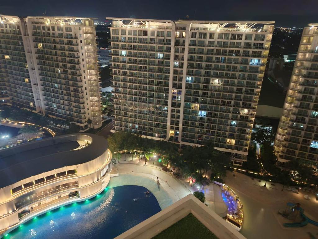 Palm Suites Azure Beach Resort Manila, Manila (precios actualizados en ...
