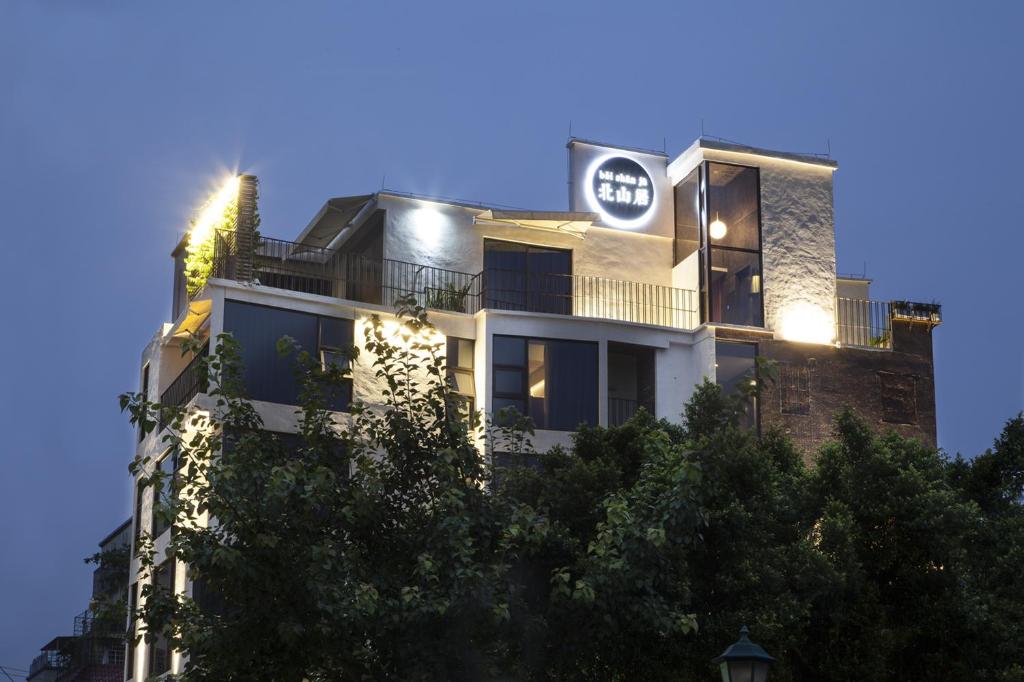 Zhuhai Bei Shan Ju Art Hotel, Чжухай (актуальные цены 2026 года)