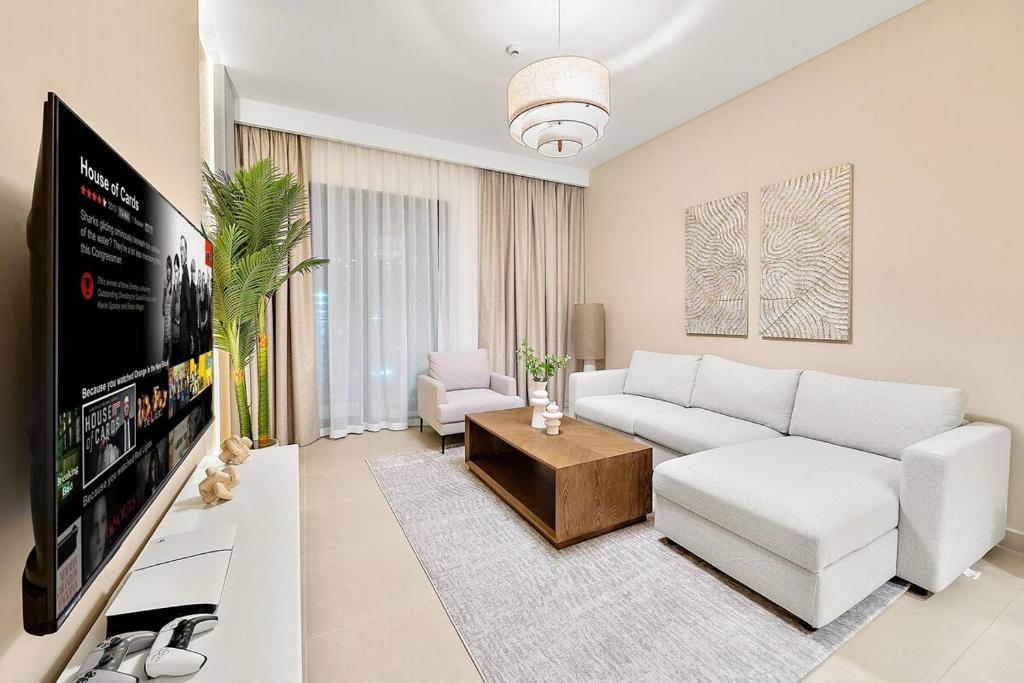 FIRST CLASS 2BR Elite Amenities & Marina Vibes, Dubai (prețuri ...