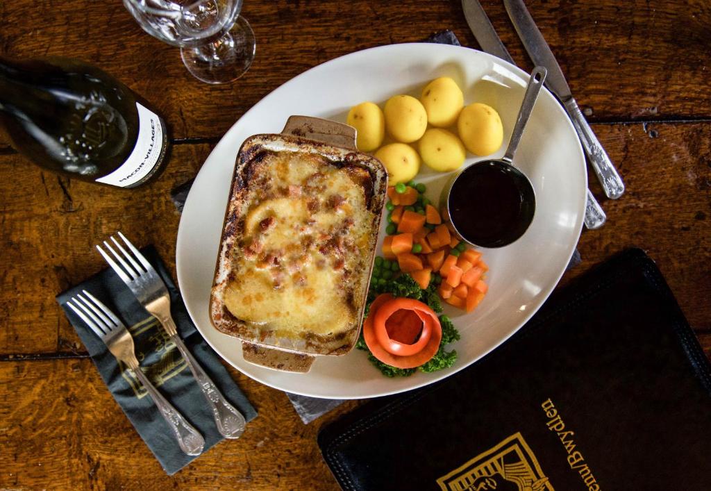 The Black Boy Inn, Caernarfon (updated prices 2025)