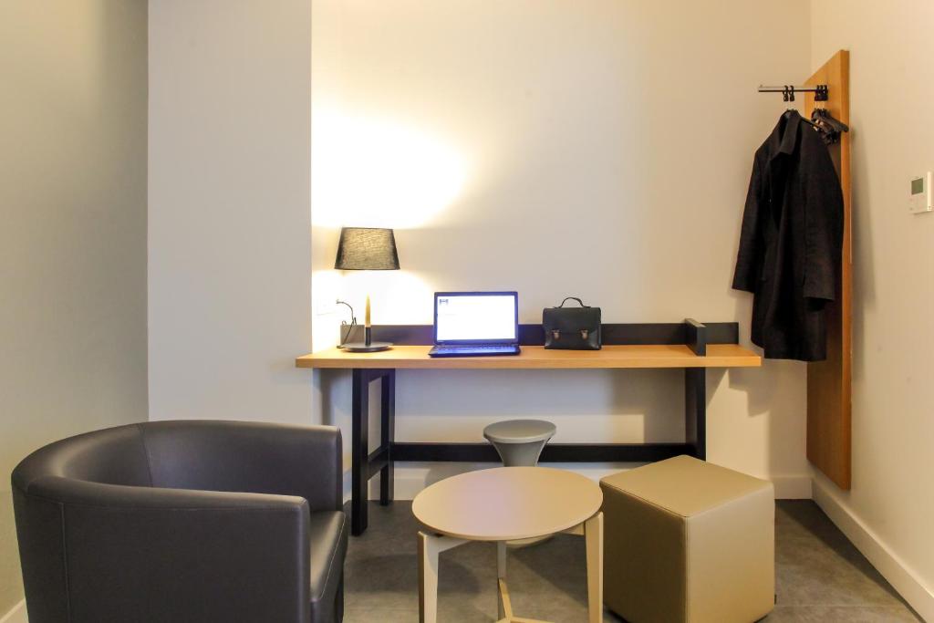 Hotel Reseda, Bagnolet (updated prices 2025)