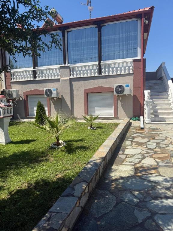 Nadya Holiday Home, Karianí (updated prices 2026)