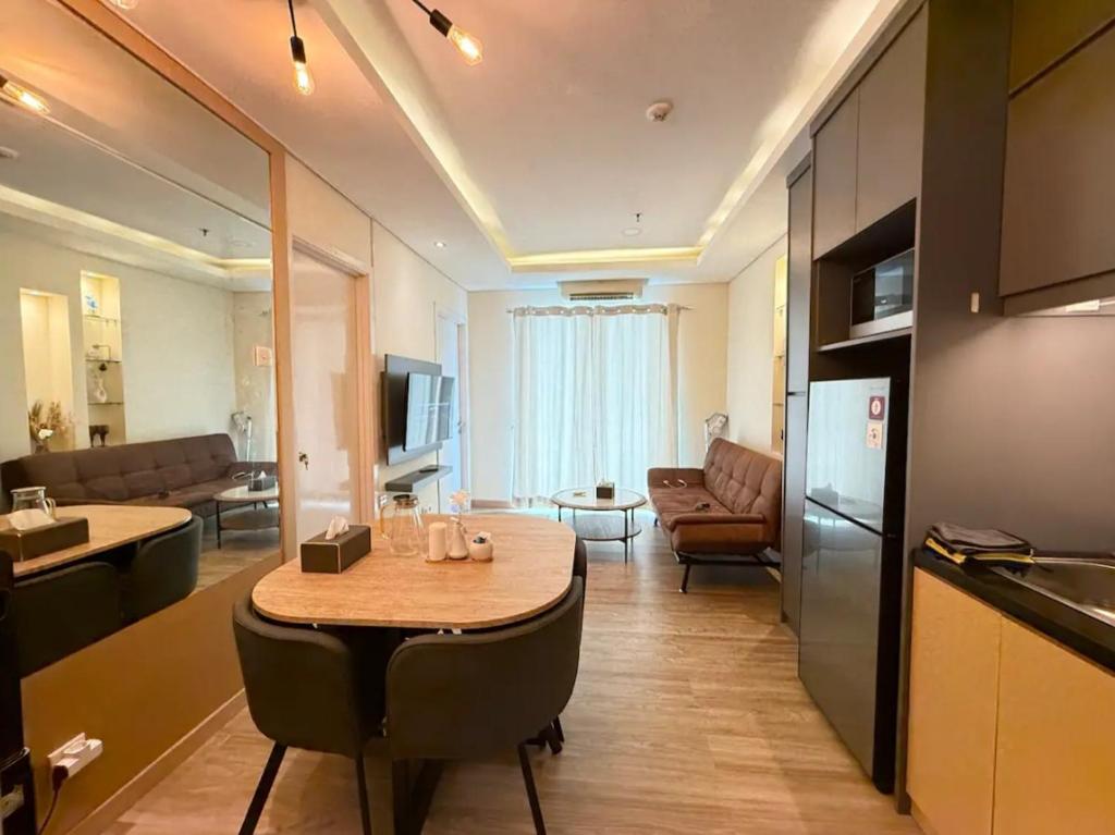 Central jakarta thamrin residence beside thamrin city mall grand ...
