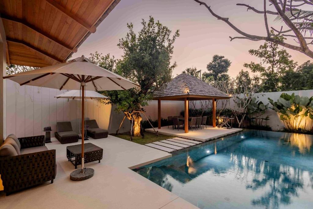 Luxury Anchan Villa 4Bdr BangTao,Laguna, Ban Phru Champa (updated ...