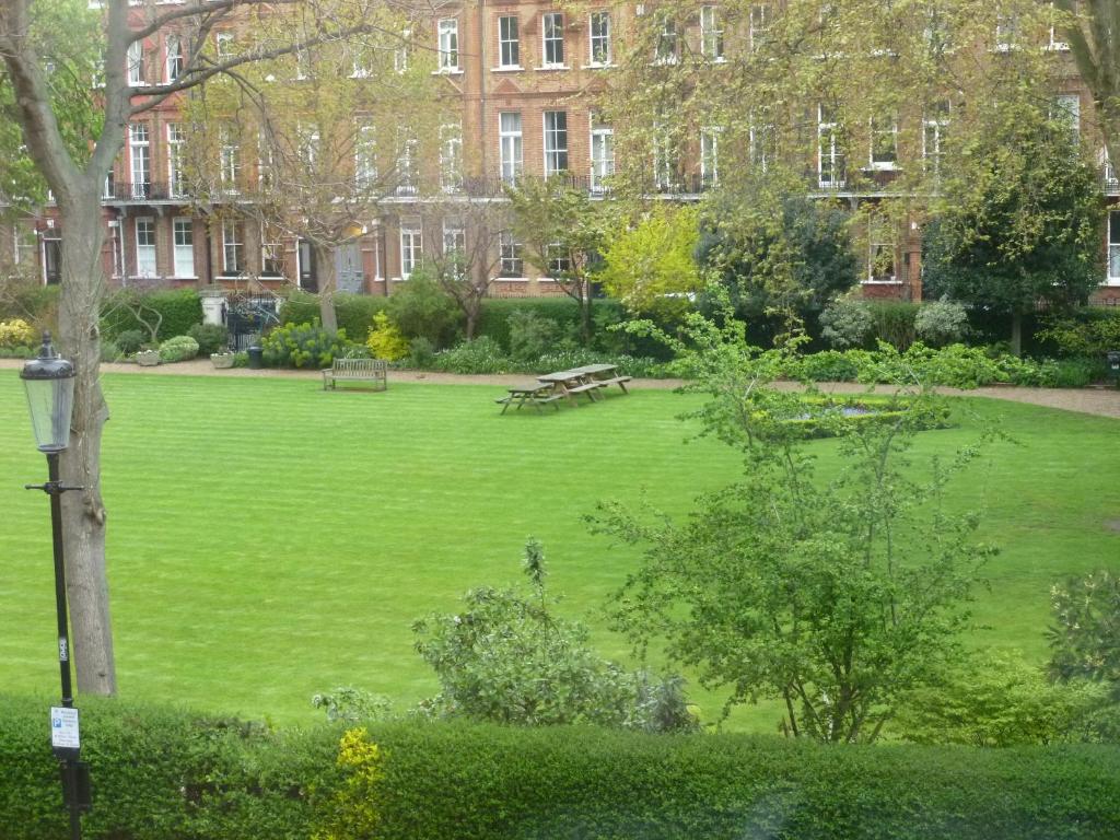 Garden View Hotel, London (updated prices 2025)
