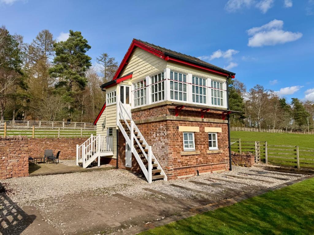 The Signal Box at Cliburn Station, Penrith (updated prices 2026)