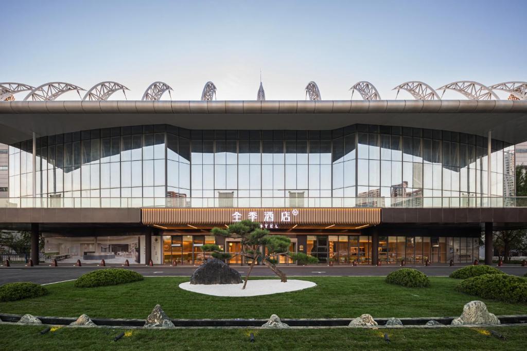 JI Hotel Tianjin Binhai New Area TAIDA Football Stadium, Tianjin ...