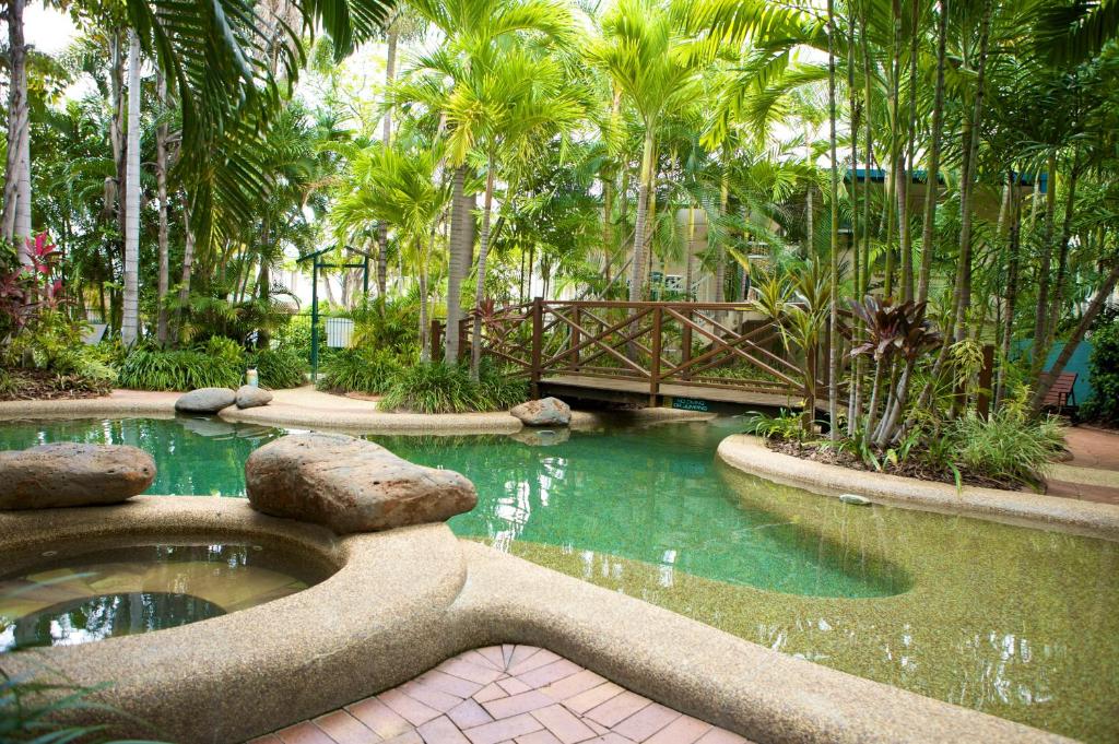 City Oasis Inn Townsville, SureStay Collection by BW, Townsville ...