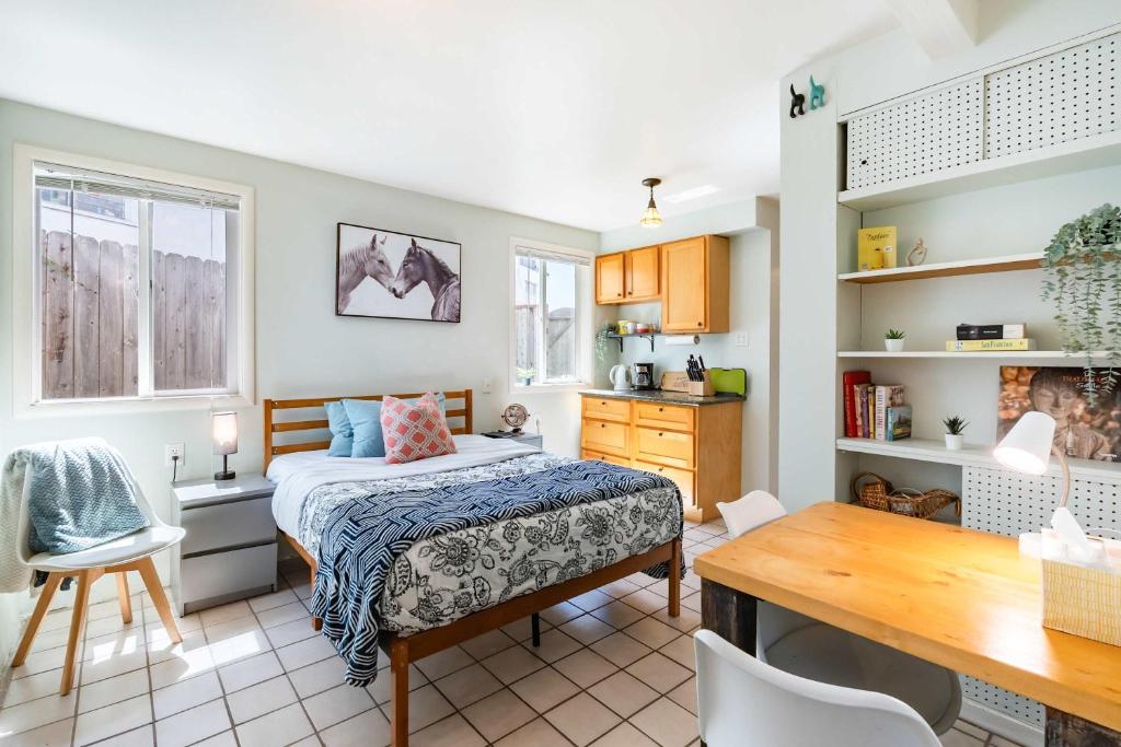 Cozy Garden Studio in North Berkeley - Great Value Near UC & Parks ...