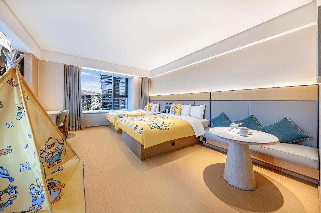 JI Hotel Xi'an Big Wild Goose Pagoda Datang Everbright City Pedestrian ...