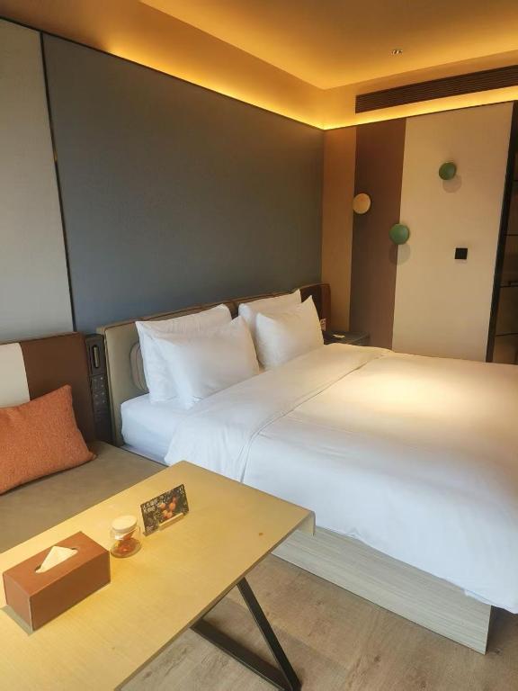Orange Hotel Yuyao International Convention and Exhibition Center ...