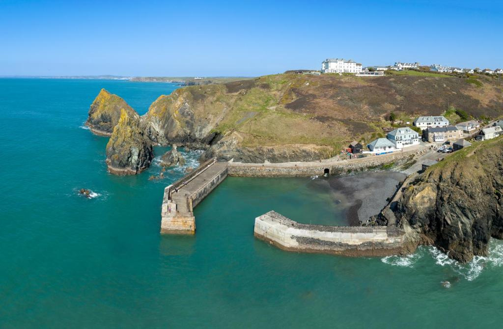 Mullion Cove Hotel & Spa, Mullion (updated prices 2026)