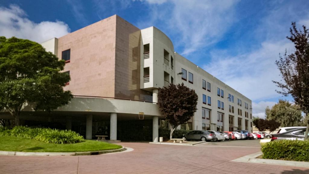Cupertino Hotel, Cupertino (updated prices 2025)