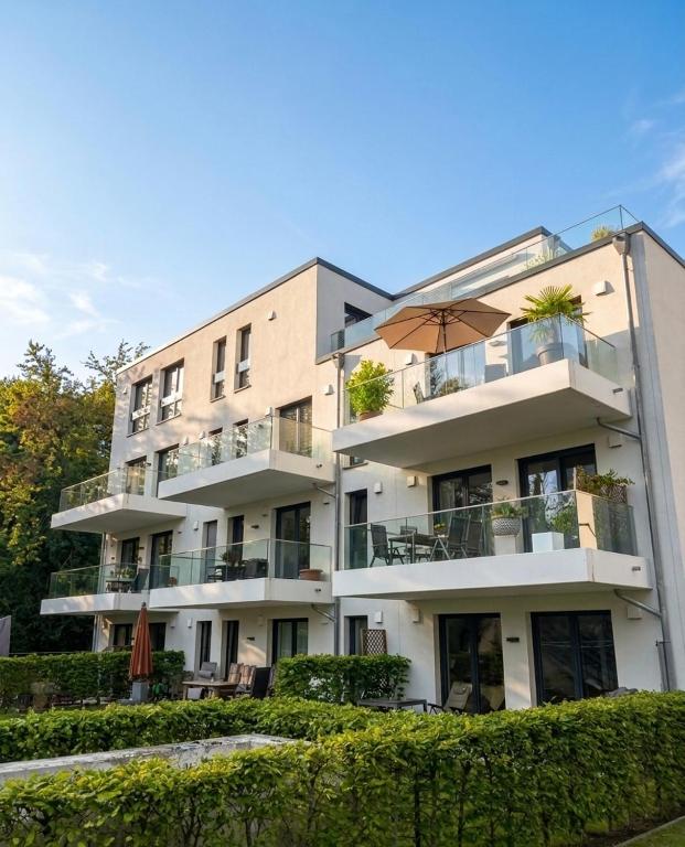 LUXUS Apartment am Parlaisgarten - Balkon - 55 Smart-TV - Küche ...