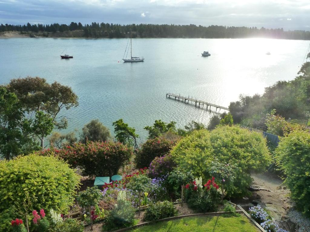 Lewi Waters, Lewisham – Updated 2022 Prices