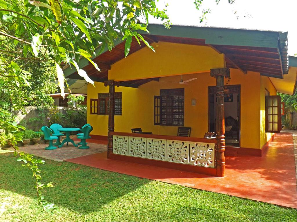 Cozy House Near The Beach - Ayesha Dream Villa - Hikkaduwa