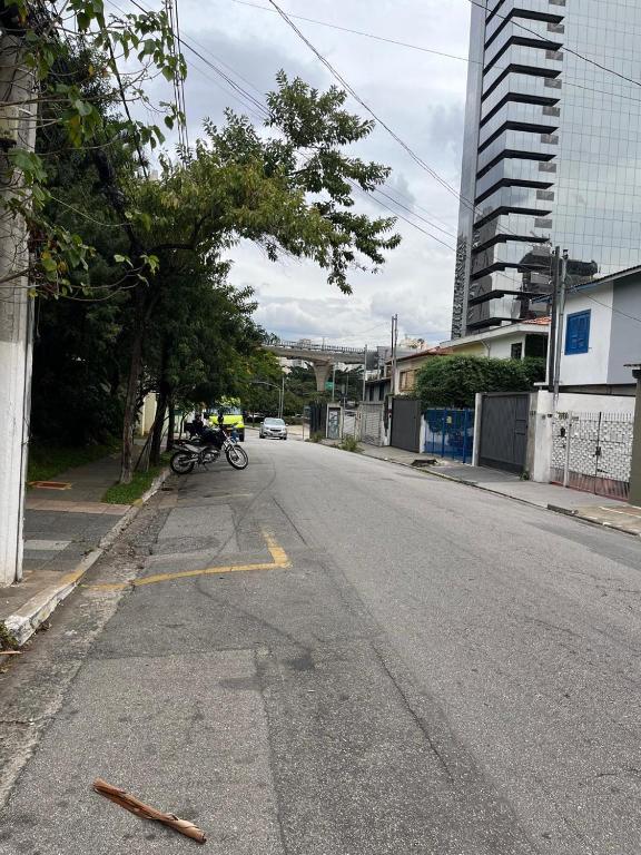 Flat Luxuoso - ESTANCONFOR VERANDA BERRINI - Em frente Estação, São ...