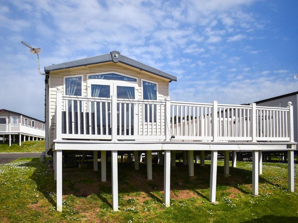 Tamarisk Way 66 - Ukc9394, Exmouth (aktualne ceny na rok 2026)