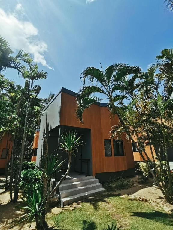 Coco Pino Bankrut Beach Resort., Ban Thang Sai (актуальные цены 2026 года)