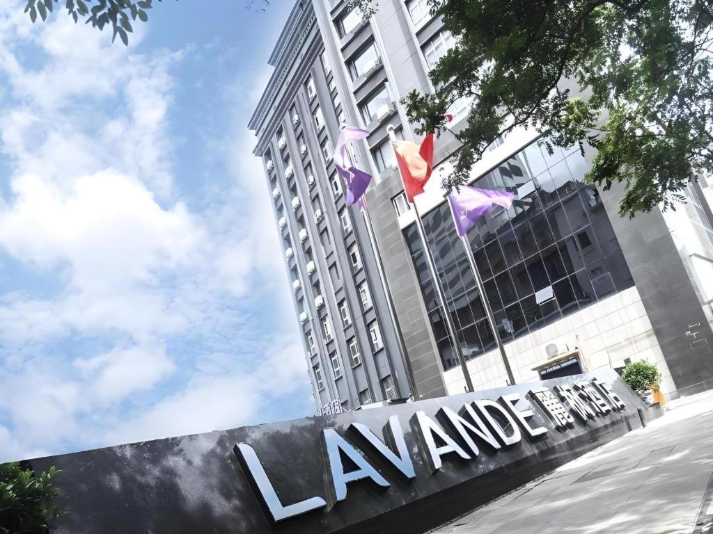 Lavande Hotel Nanchang Bayi Square Metro Station, Nanchang (tarifs ...