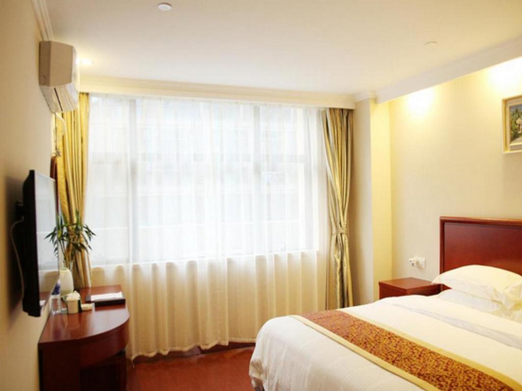 GreenTree Inn Shangrao Wuyuan Bus Station Tang Village Express Hotel ...