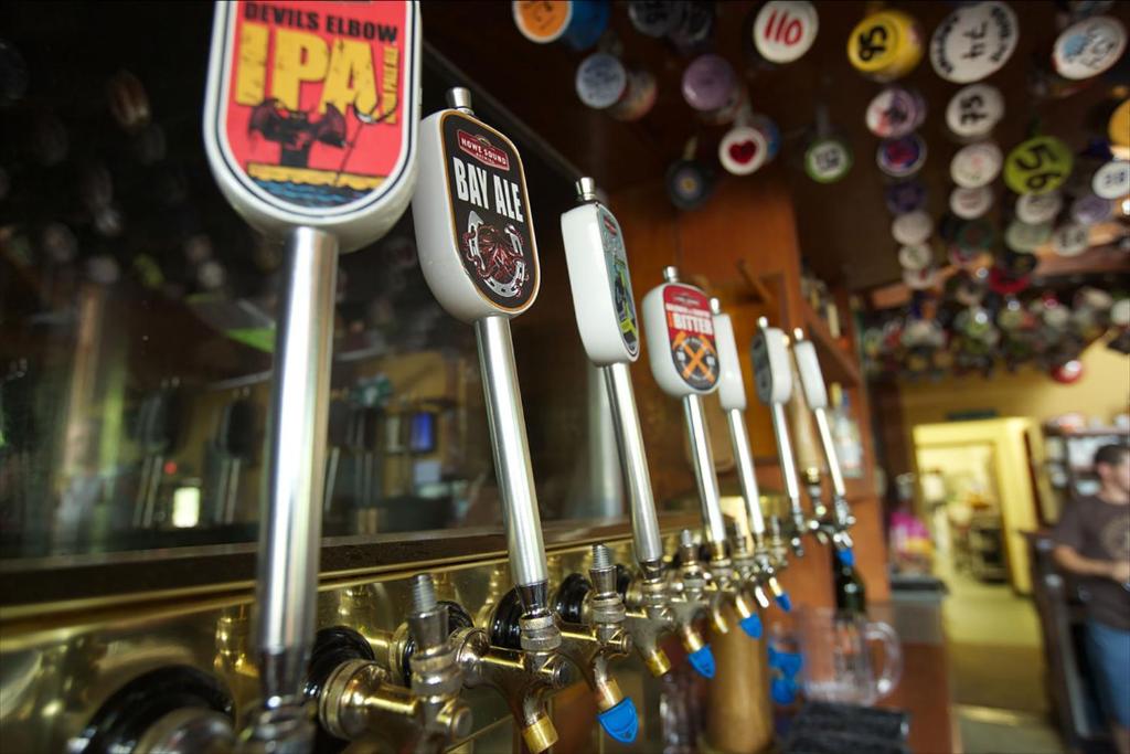 Howe Sound Inn & Brewing Company, Squamish (updated prices 2025)