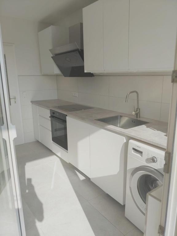 3-room apartment with 2 balconies, Karlsruhe (precios actualizados en 2026)