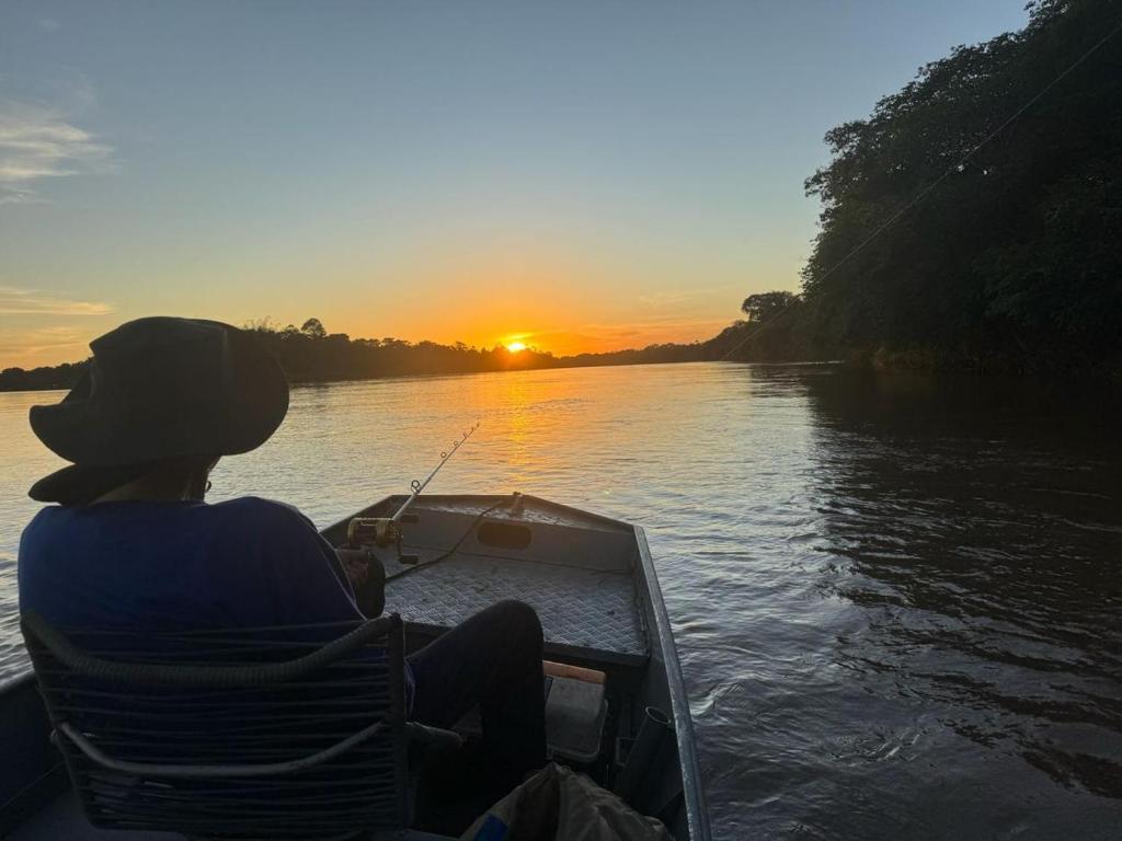 Morada Karuanã conforto e pesca em Bandeirantes, Goiás, Bandeirante ...