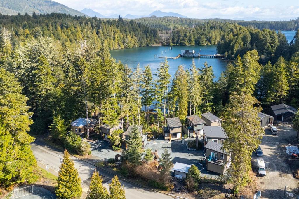 SS#7-Longboarder-Spring Cove, Terrace Beach, Sauna, Ucluelet ...