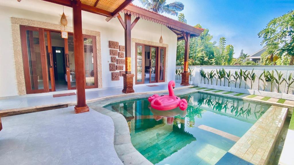 Luxury 2BR Villa with Private Pool & 2 Bathtubs, Lovina (tarifs ...