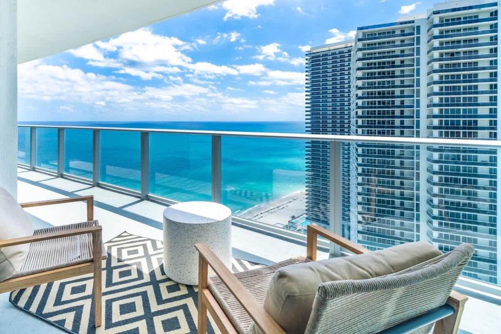 Luxury 1BR Ocean View by The Beach on Lyfe - Hyde, Hollywood ...