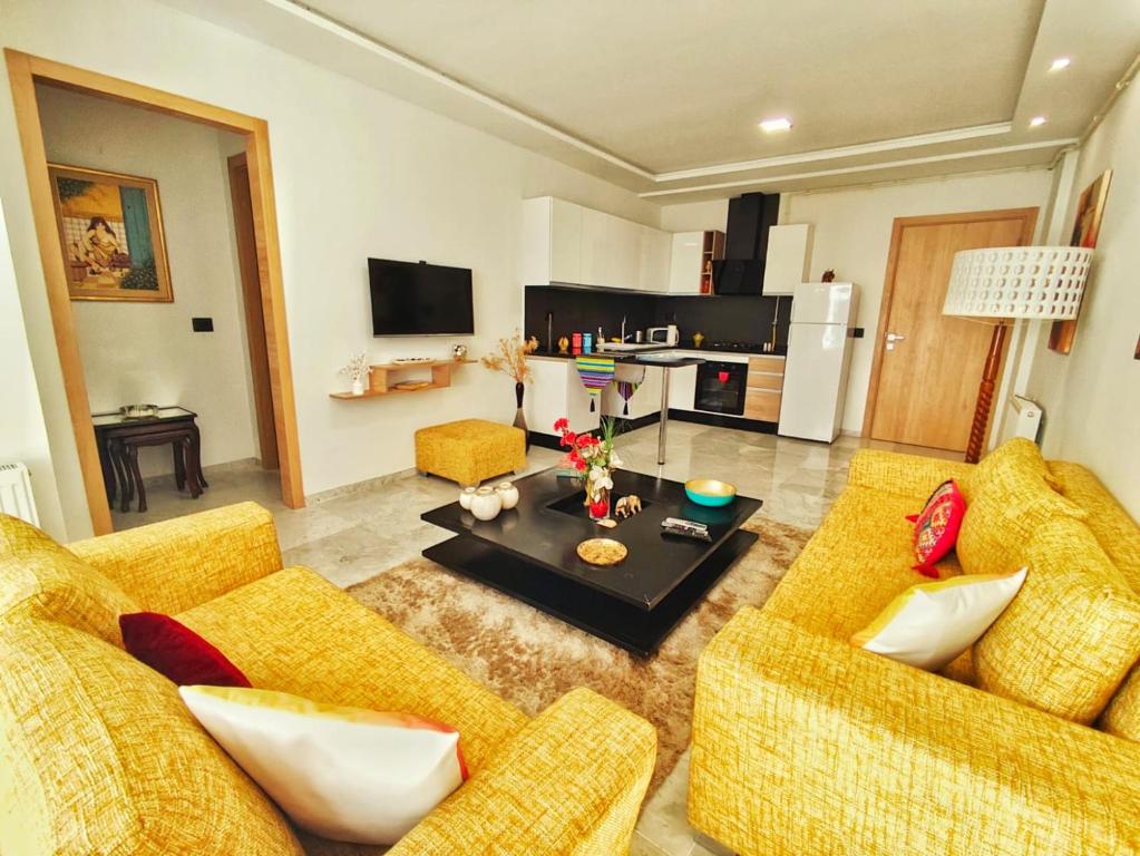L'Arty Cosy Appartement Design Lumineux avec Balcon, La Soukra (precios ...