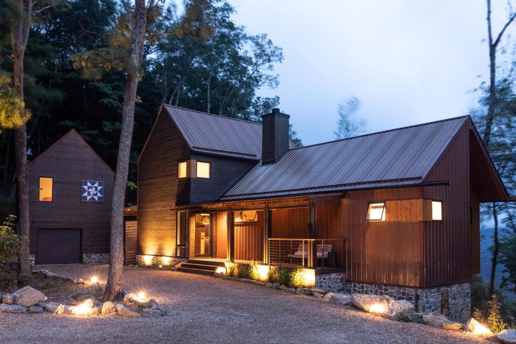 The Four One Two Lodge at Eagles Nest, Banner Elk (tarifs actualisés ...