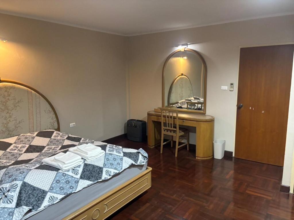 Cozy Townhome in City Center Near Clock Tower, Чіанграй (оновлені ціни ...