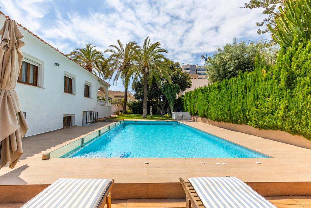 Casa Cala Piteras Punta Prima Private Pool Villa near the Sea ...